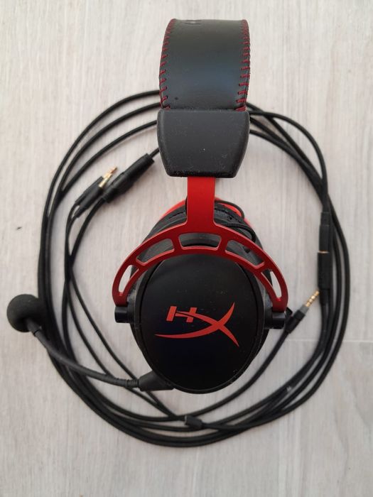 Продам наушники (игровая гарнитура) HyperX Cloud Alpha Black Red, - Наушники Уральск на Olx